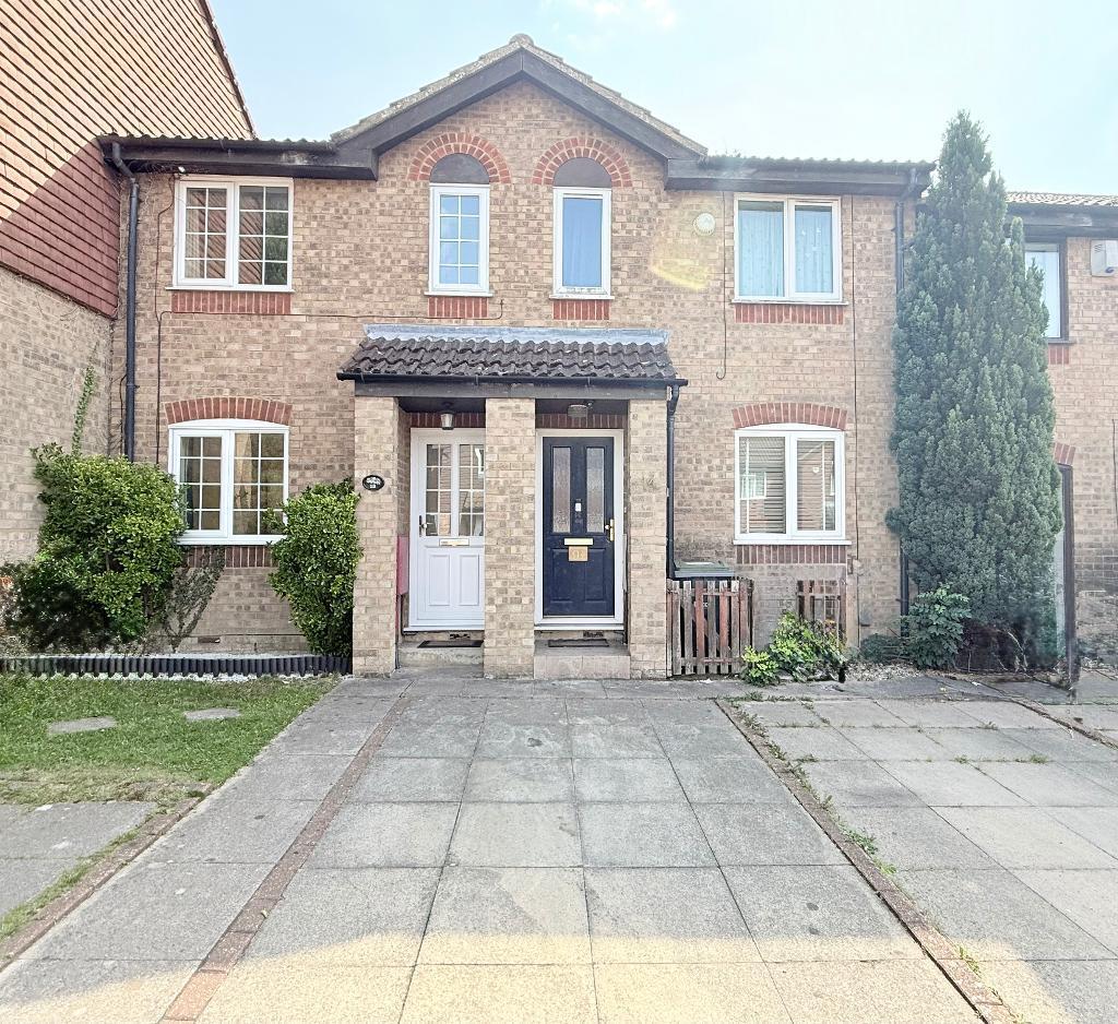 2 bedroom terraced house for sale in Benington Close, Bushmead, Luton ...