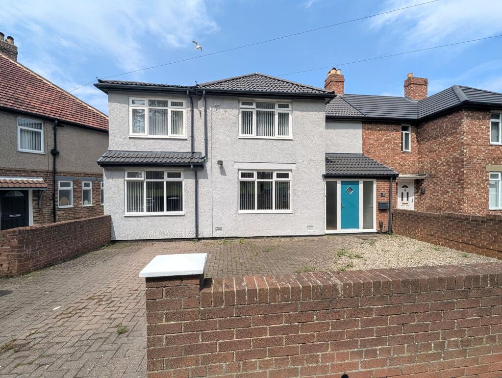 4 bedroom semi-detached house for sale in Quarry Lane, South Shields, NE34