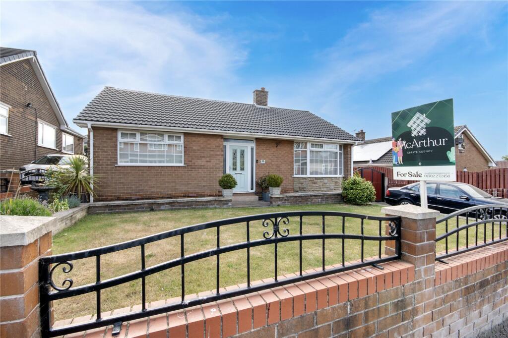 3 bedroom bungalow for sale in Grosvenor Road, Harworth and Bircotes ...