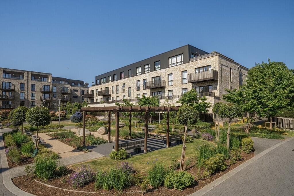 2 bedroom flat for sale in Exeter Place, Sydenham, London, SE26