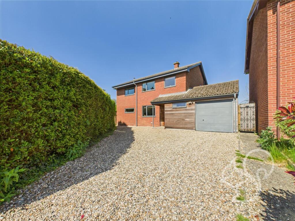 4 bedroom detached house for sale in Croft Lea, Little Waldingfield, CO10