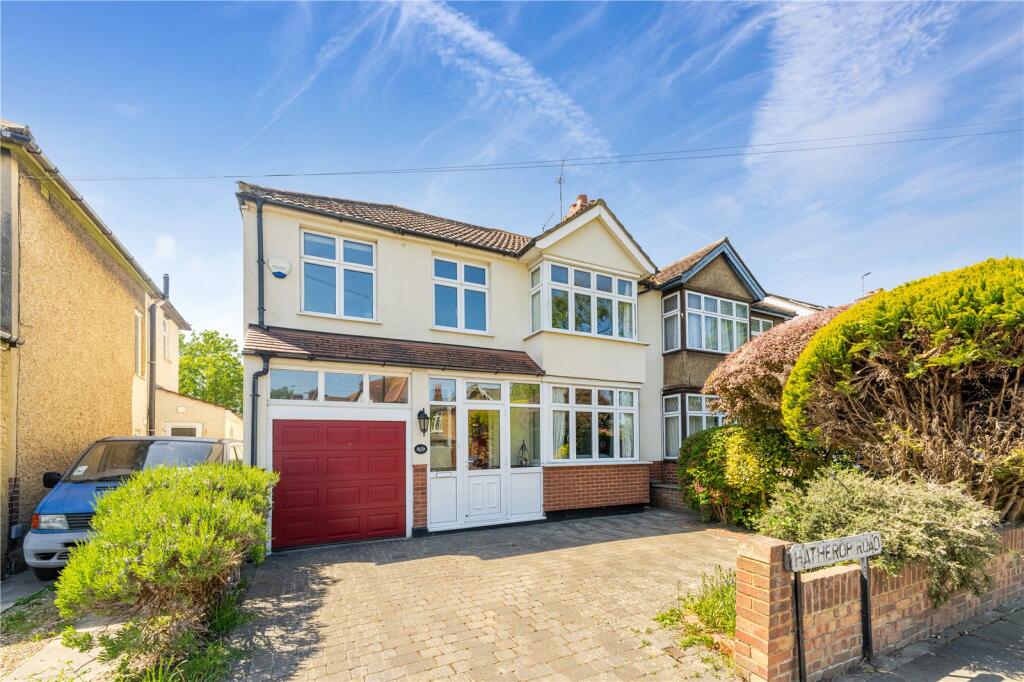 4 bedroom semi-detached house for sale in Hatherop Road, Hampton, TW12
