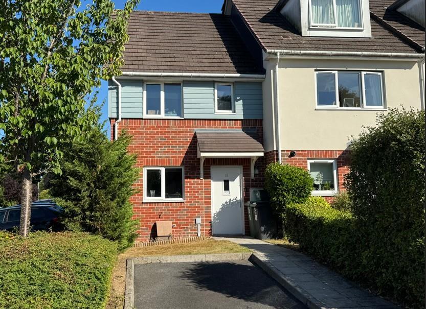 2 bedroom end of terrace house for sale in Basingstoke, Hampshire, RG24