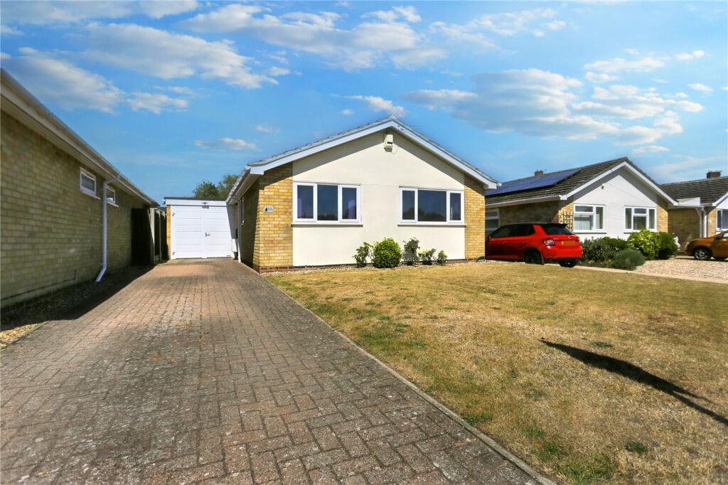 2 bedroom bungalow for sale in Wren Close, Eaton, Norwich, Norfolk, NR4