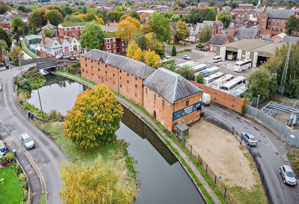 Commercial property for sale in Raglan Road, Retford, Nottinghamshire, DN22