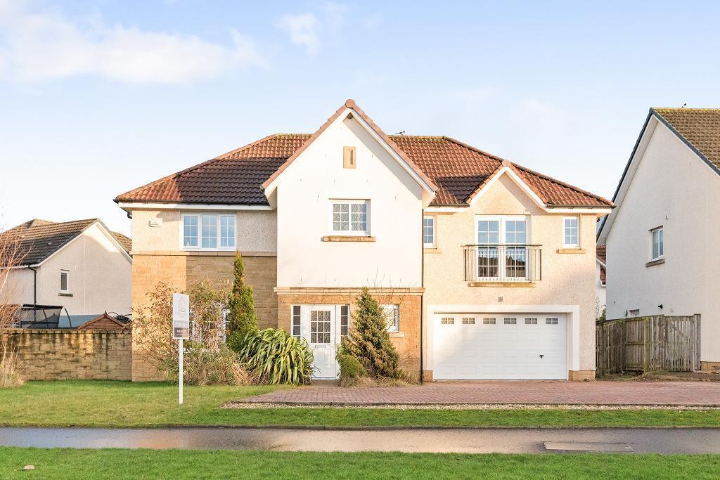 5 bedroom detached house for sale in MacGregor Place, Kinnaird, Larbert ...