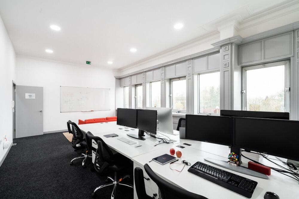 Serviced office to lease in 54 Cook Street, Glasgow, G5