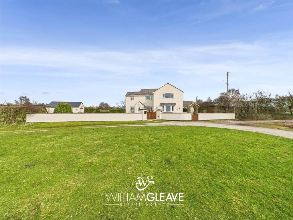 4 bedroom detached house for sale in Naid Y March, Holywell, Flintshire ...