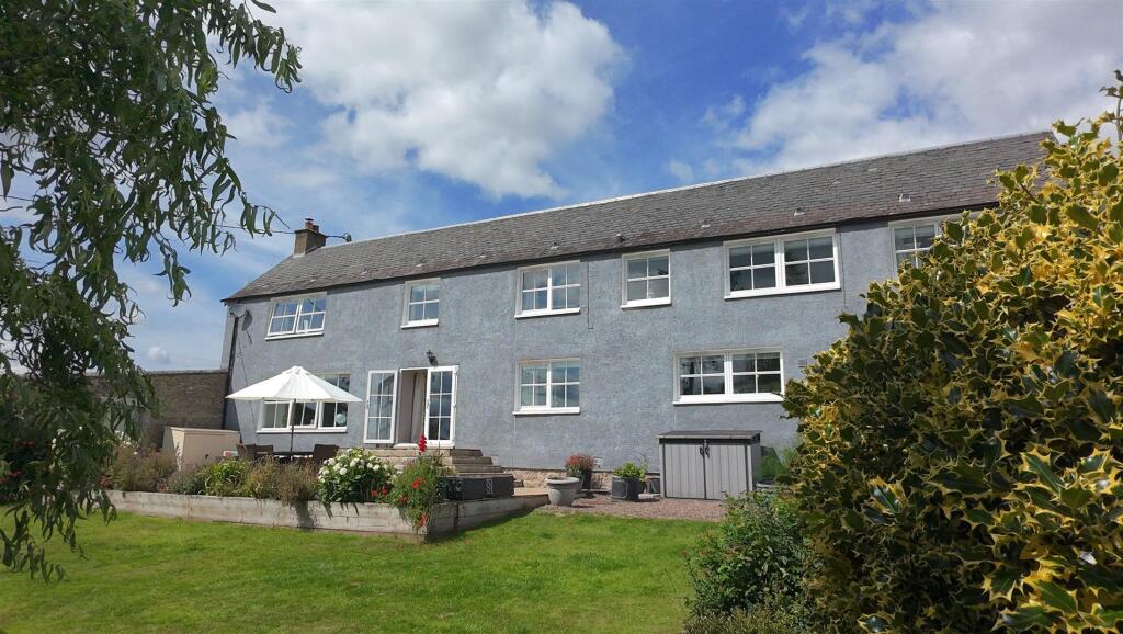 4 bedroom farm house for sale in *Traditional Longhouse* Ruthven ...