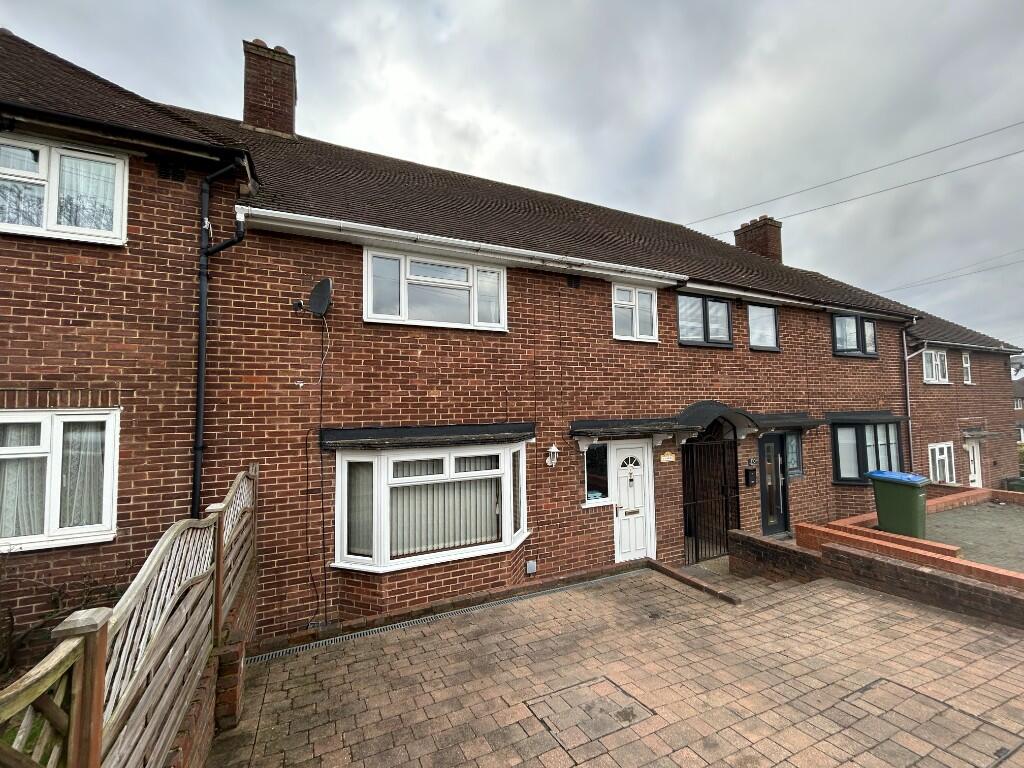 3 bedroom terraced house for sale in Altash Way, London, SE9