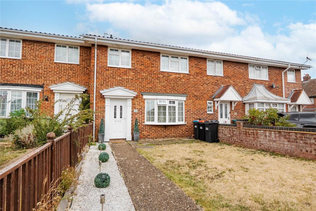 3 bedroom terraced house for sale in Sunset Close, Bletchley, MK2