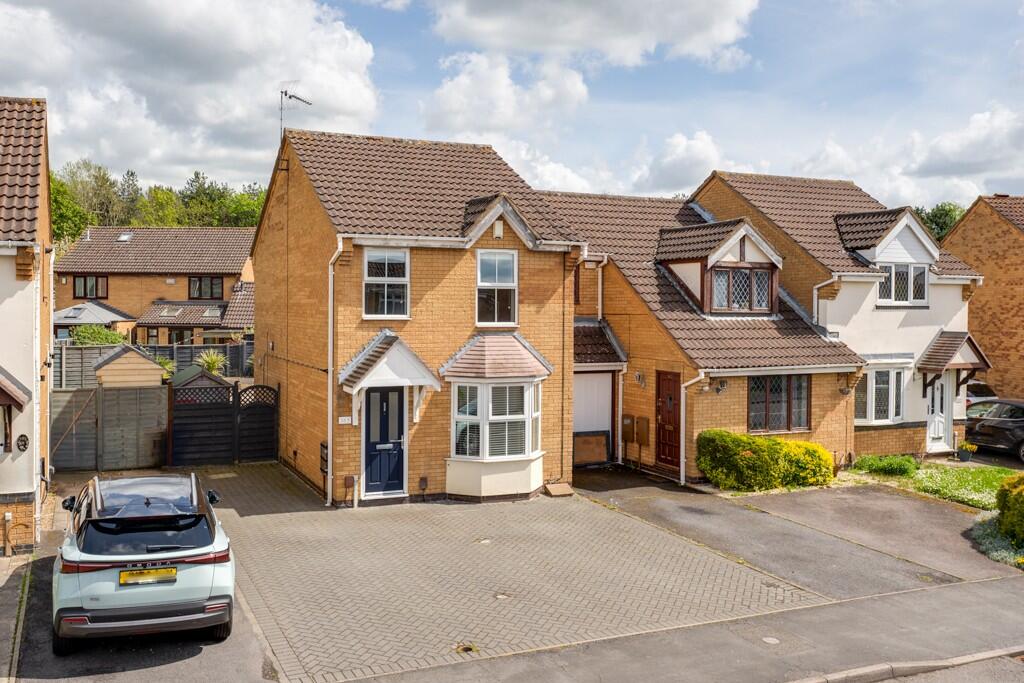 3 bedroom end of terrace house for sale in NN16 Brambleside, Kettering ...