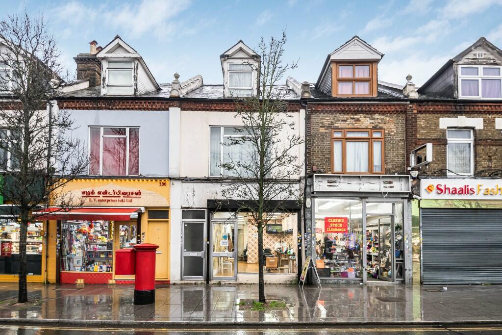 3 bedroom mixed use property for sale in London Road, Croydon, London, CR0