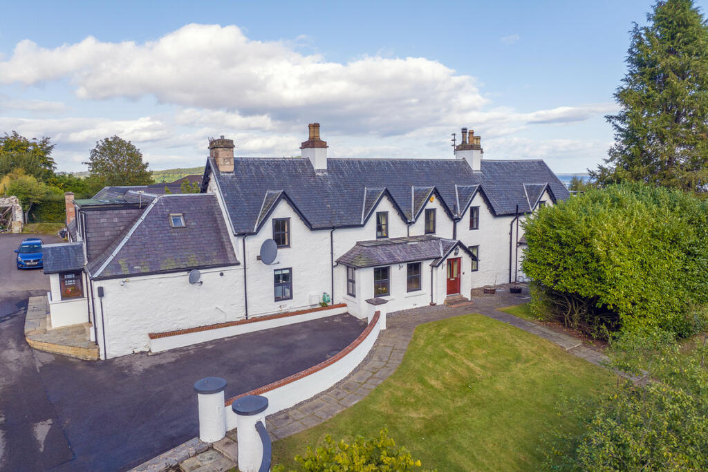 7 bedroom detached house for sale in Croft Lane, Inverness, IV3 8UD, IV3