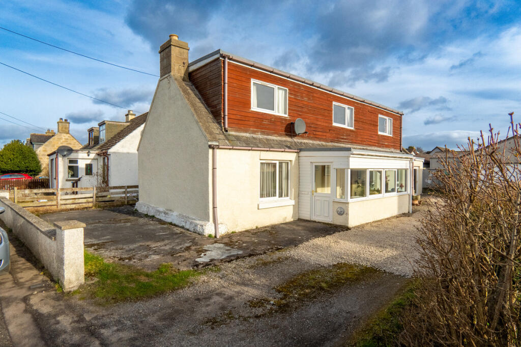 3 bedroom detached house for sale in Main Road, Fearn, IV20 1TG, IV20