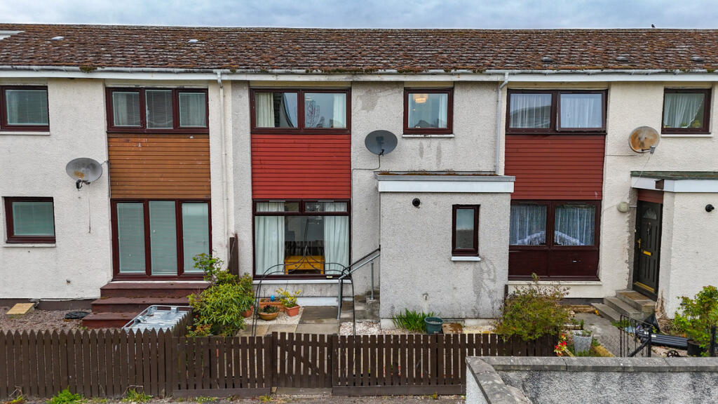 3 bedroom terraced house for sale in Reid Road, Invergordon, IV18 0QF, IV18