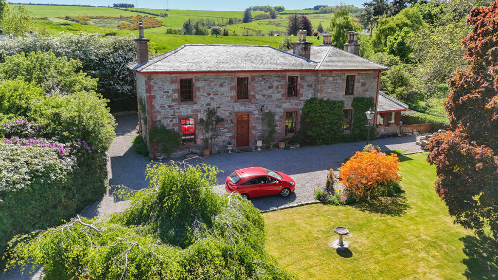 6 bedroom detached house for sale in Mill Street, Dingwall, IV15 9PZ, IV15