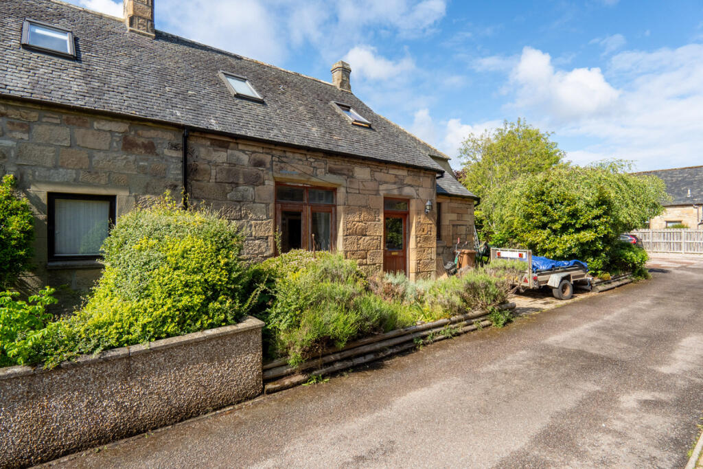 2 bedroom semi-detached house for sale in Arthurville Court, Tain, IV19 ...