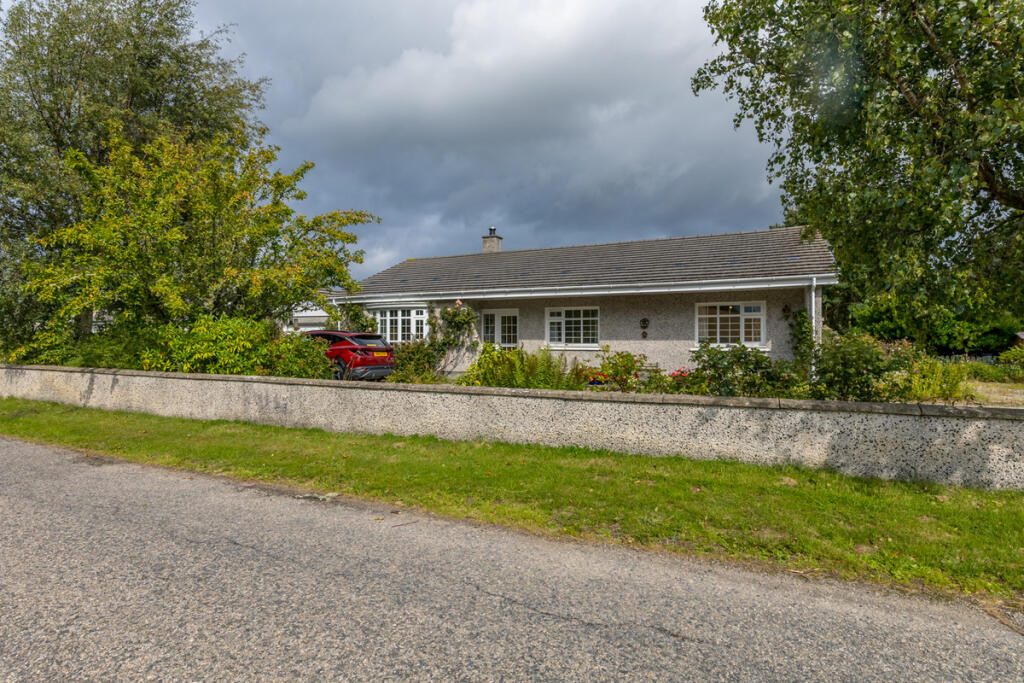 3 bedroom detached bungalow for sale in St. Catherines Cross, Fearn ...