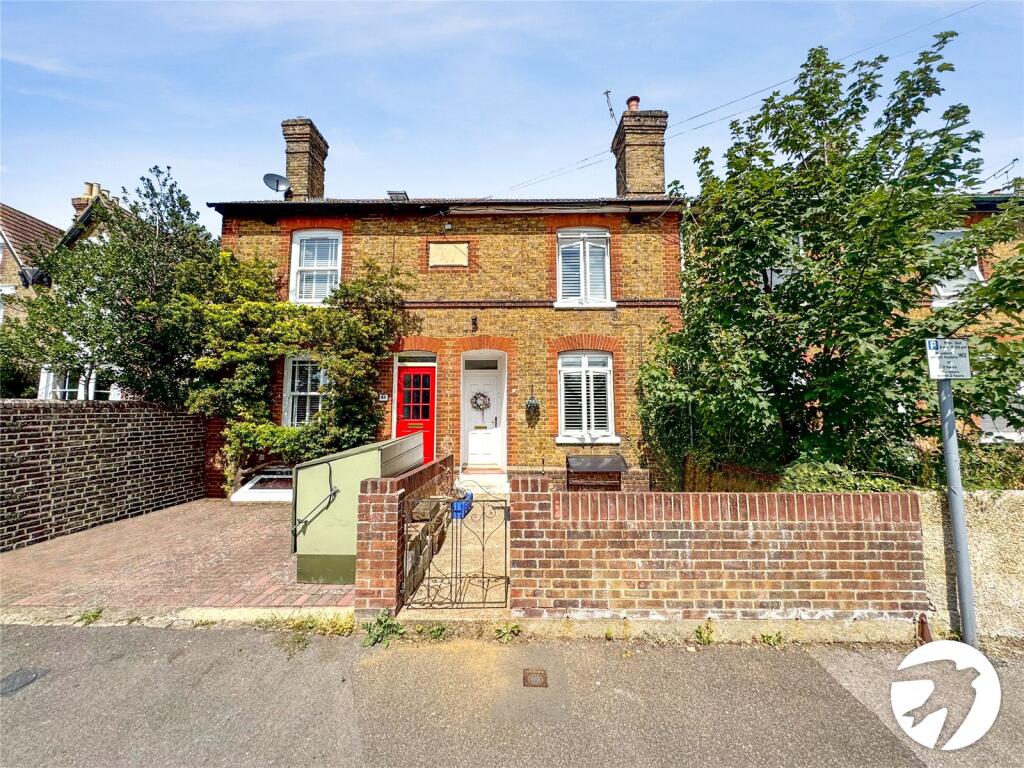 3 bedroom terraced house for sale in Lower Fant Road, Maidstone, Kent, ME16