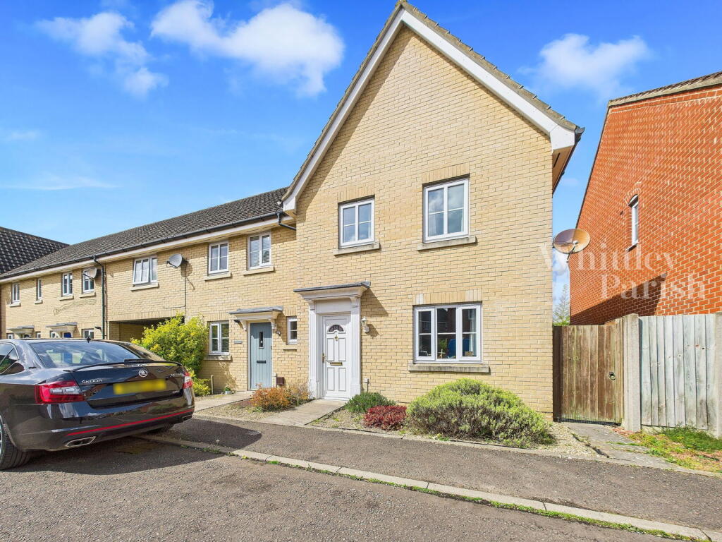 3 bedroom end of terrace house for sale in Morar Drive, Attleborough ...