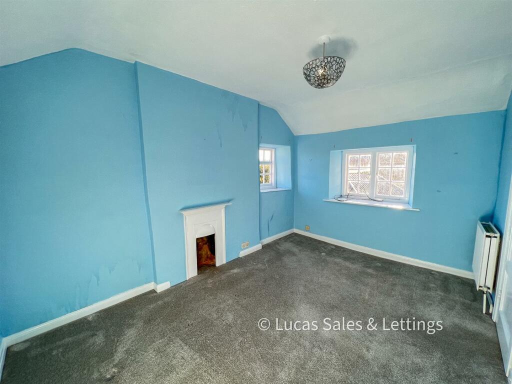 3 bedroom terraced house for sale in Queen Street, Geddington ...
