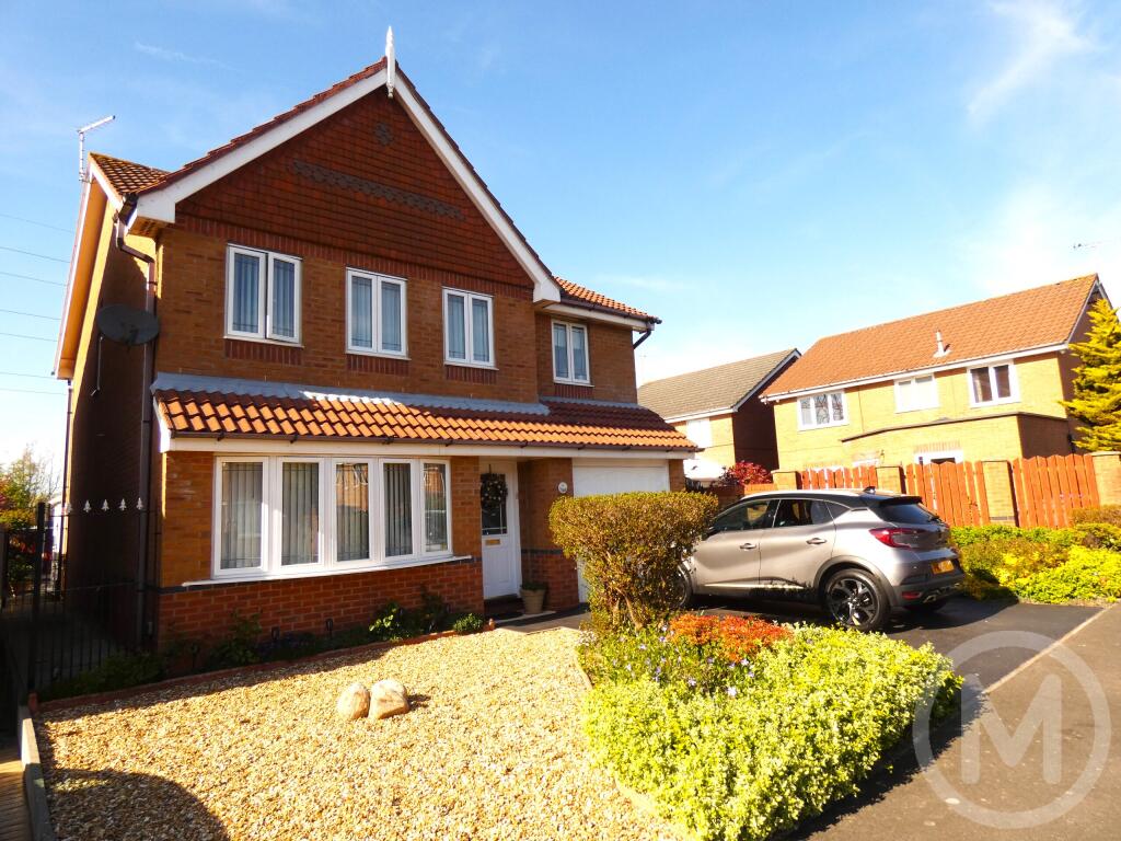 4 bedroom detached house for sale in Tarragon Drive, Bispham, FY2
