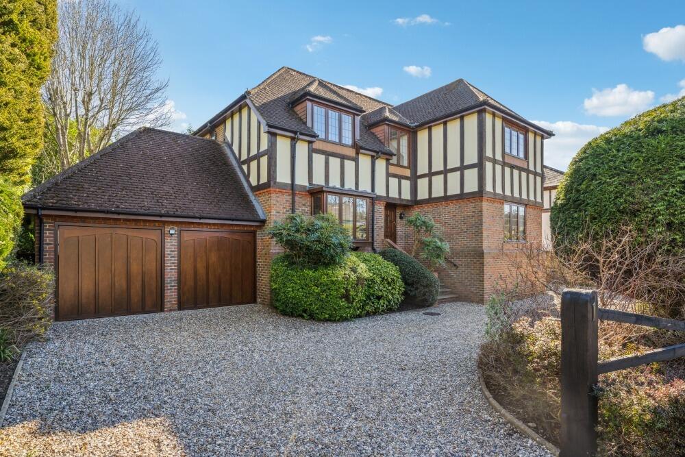 5 bedroom detached house for sale in Lock Mead, Maidenhead, SL6