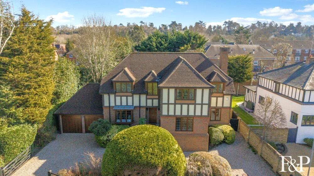 5 bedroom detached house for sale in Lock Mead, Maidenhead, SL6