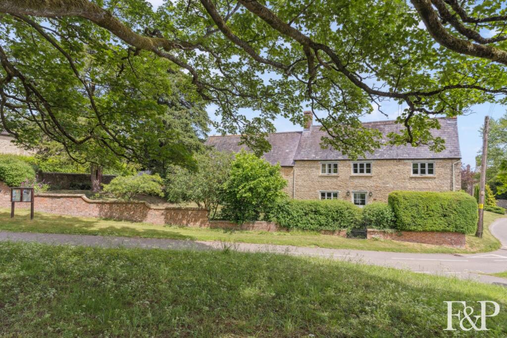 6 bedroom detached house for sale in Farthinghoe Road, Hinton-In-The ...