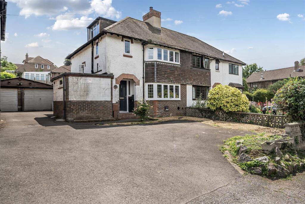 3 bedroom semi-detached house for sale in North Wallington, Wallington ...