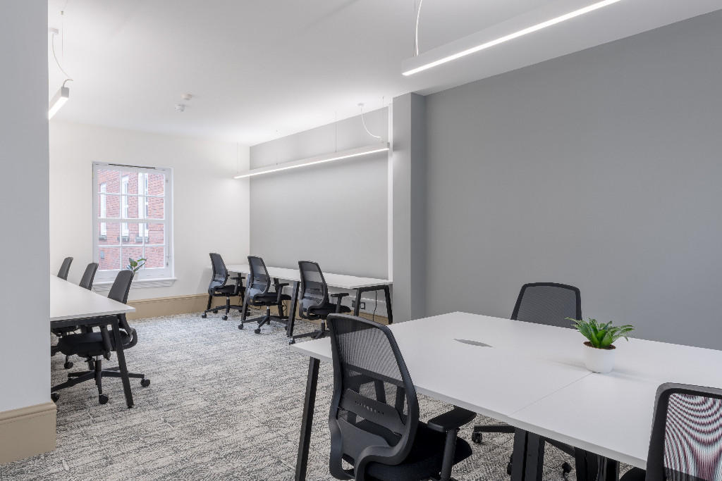 Serviced office to lease in 102 Colmore Row, Birmingham, B3