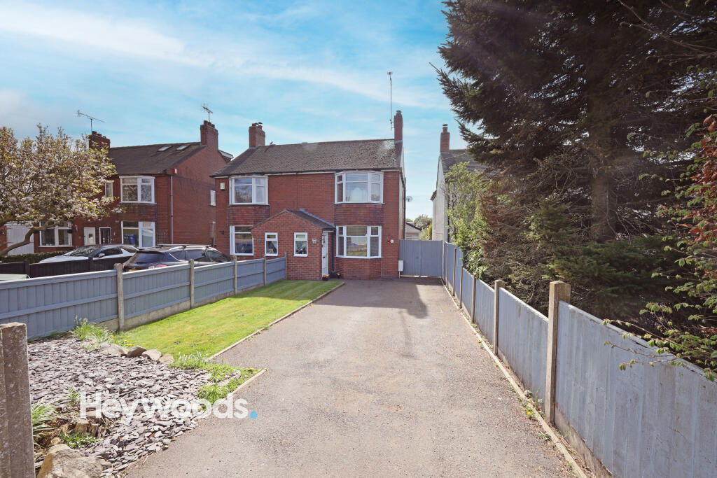 2 bedroom semi-detached house for sale in Parkside, Madeley, Crewe,, CW3