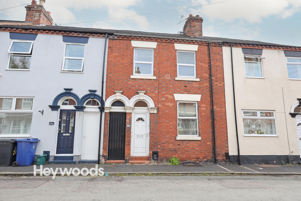 3 bedroom terraced house for sale in Emberton Street, Wolstanton ...