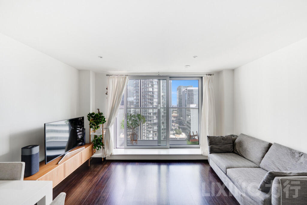 1 bedroom apartment for rent in Pan Peninsula Square, Canary Wharf, E14 ...