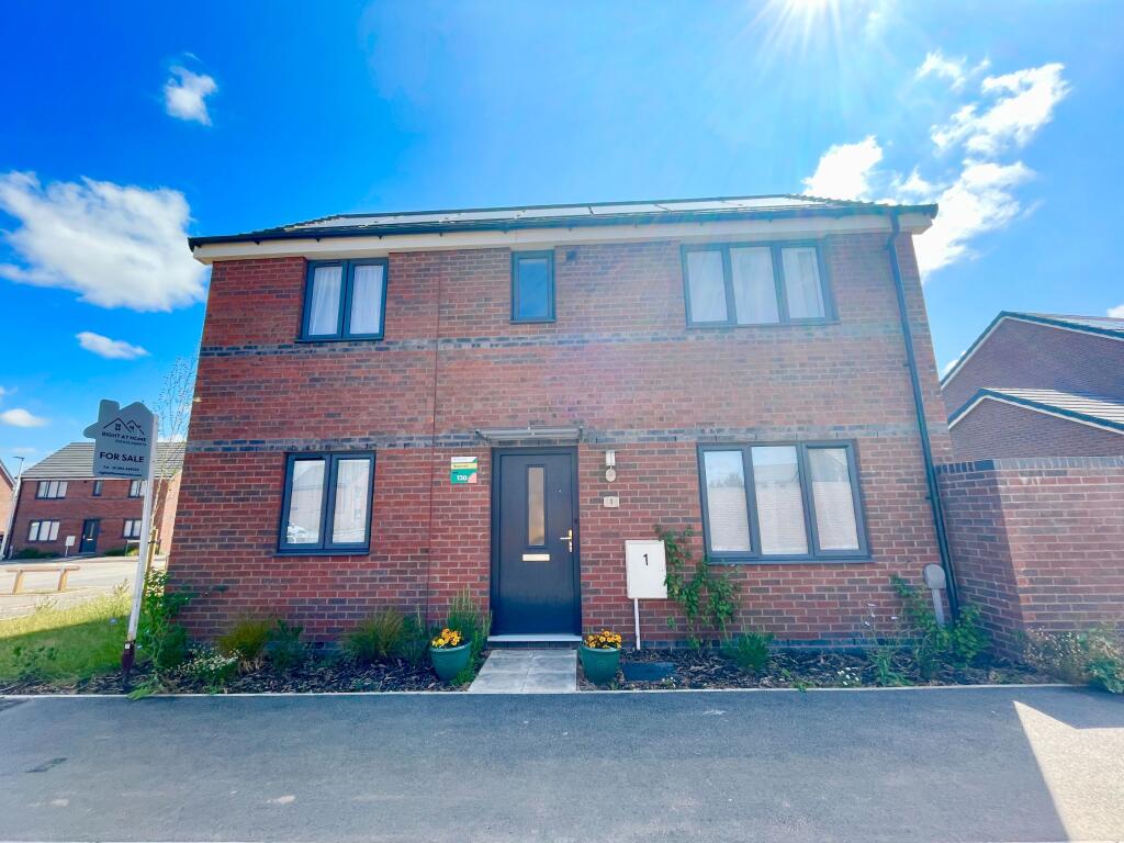 3 bedroom detached house for sale in Chestnut Way, Tithebarn, Exeter EX1 4DG, EX1