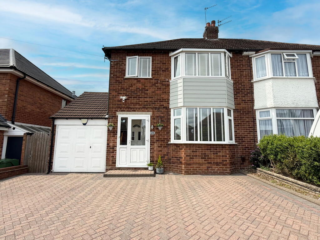 3 bedroom semi-detached house for sale in Simon Road, Hollywood, B47 ...