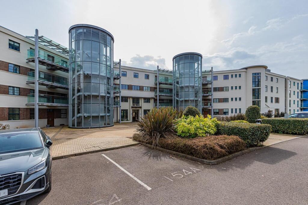 1 bedroom apartment for sale in Woodlands, Hayes Point, Sully, CF64