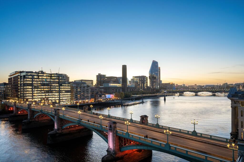 Office to lease in Riverscape 10 Queen Street Place London Greater ...