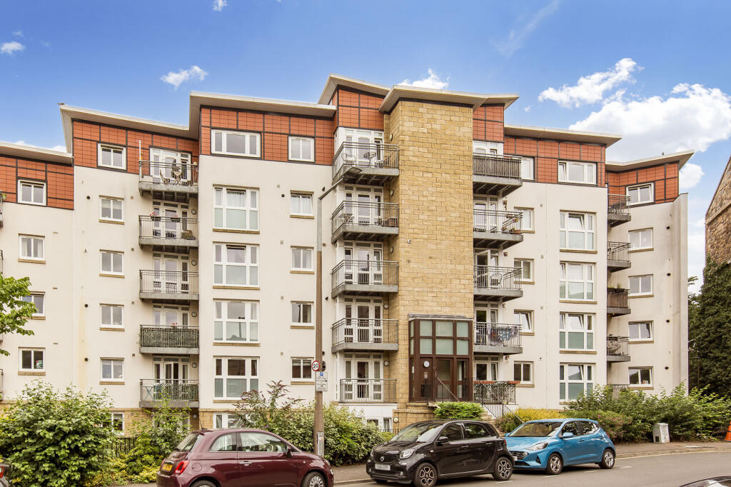 2 bedroom flat for sale in Brunswick Road, Leith, Edinburgh, EH7