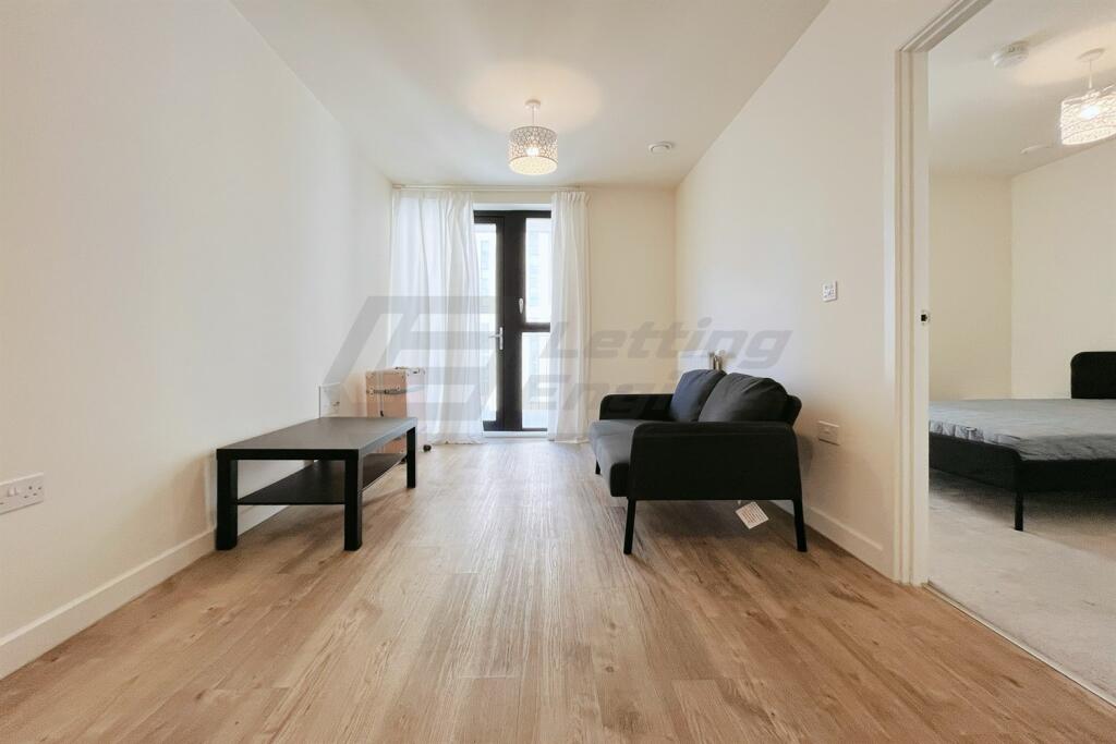 1 bedroom flat for rent in North End Road, HA9