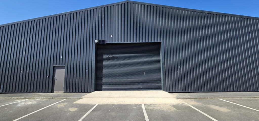 Light industrial facility to lease in Blue House Point Road, Stockton ...