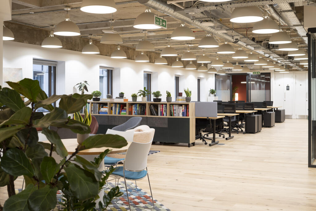 Office to lease in 12 Moorgate, London, EC2R