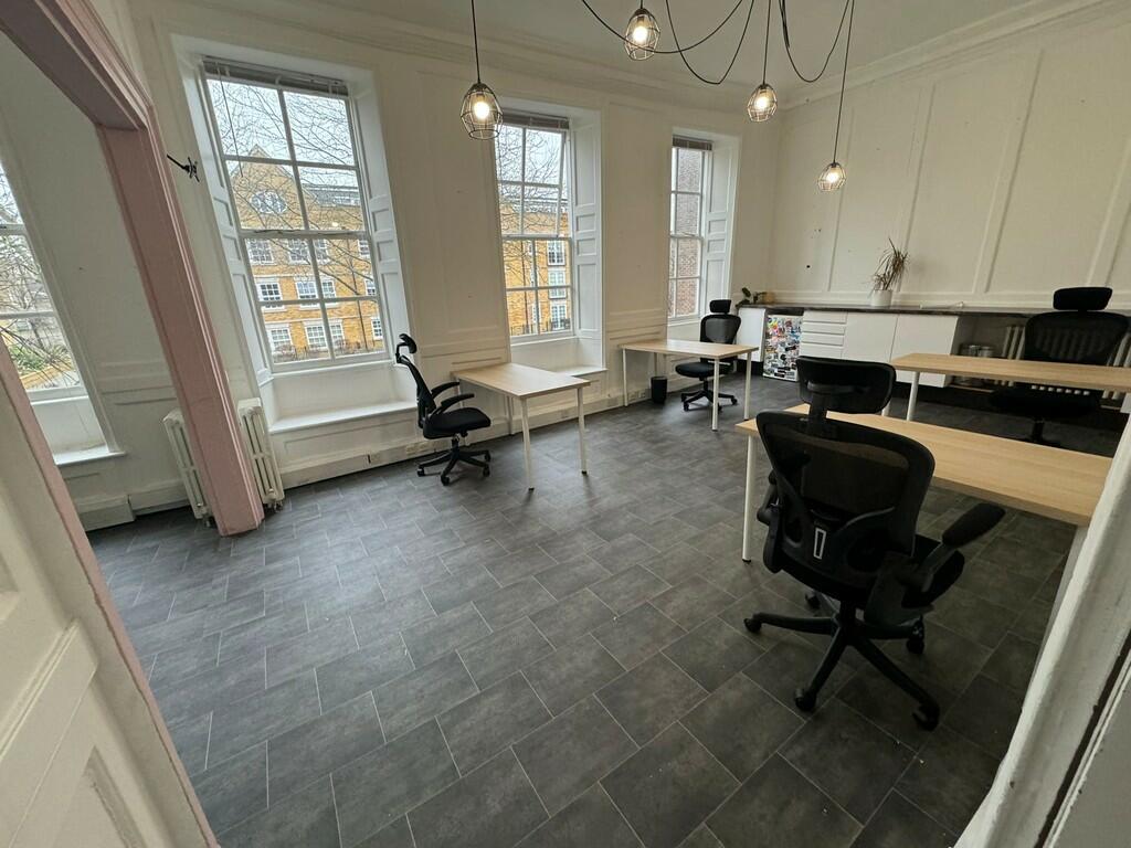 Office to lease in Van Gogh House, Islworth, TW7