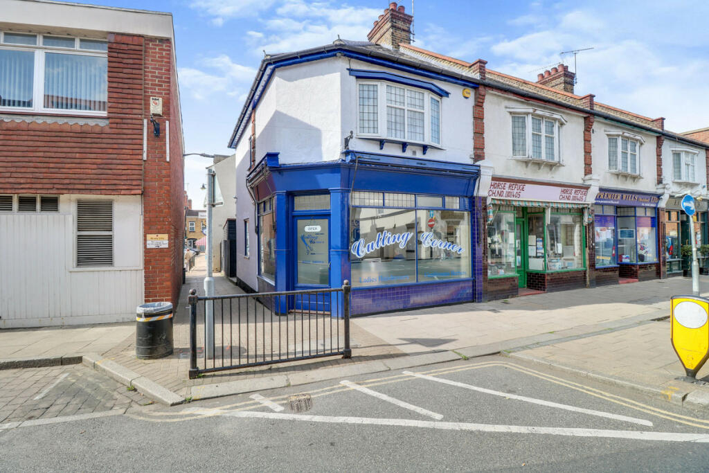 High street retail property for sale in Retail, Rochford, SS4