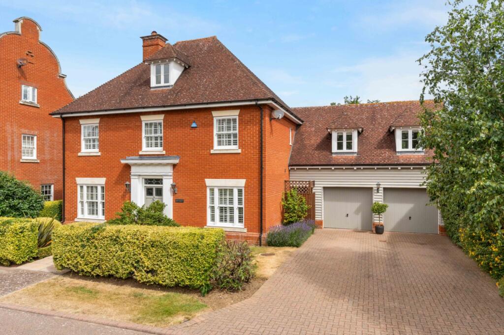 4 bedroom detached house for sale in Milliners Way, Bishop's Stortford ...