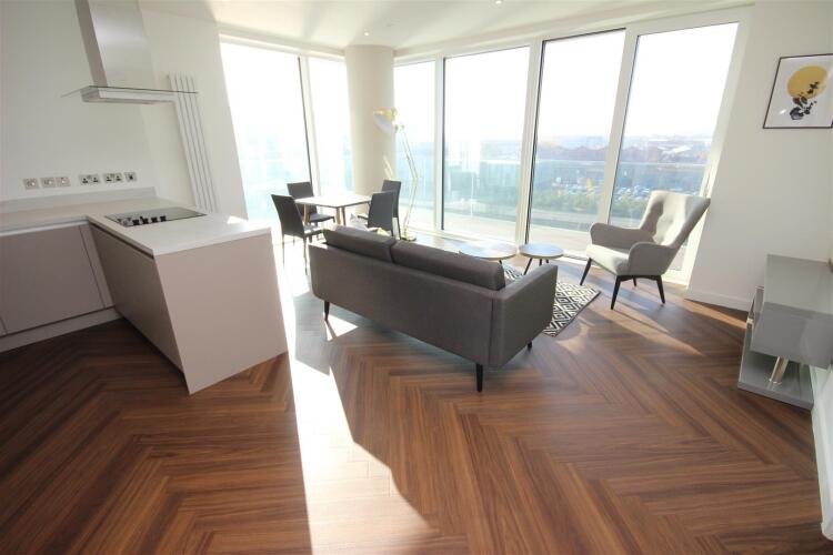 3 bedroom apartment for rent in The Lightbox, Blue Media City UK M50