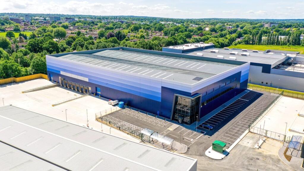 Distribution warehouse to lease in G-Hub 96, Crawley, Napier Way ...