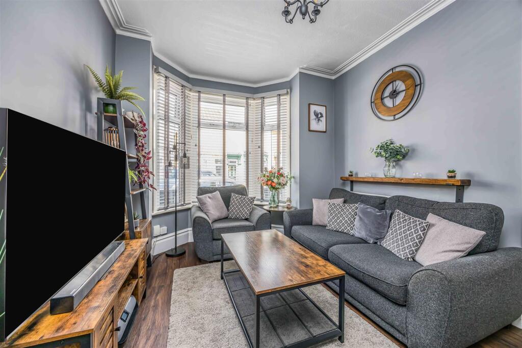 2 bedroom house for sale in Seafield Road, Copnor, PO3