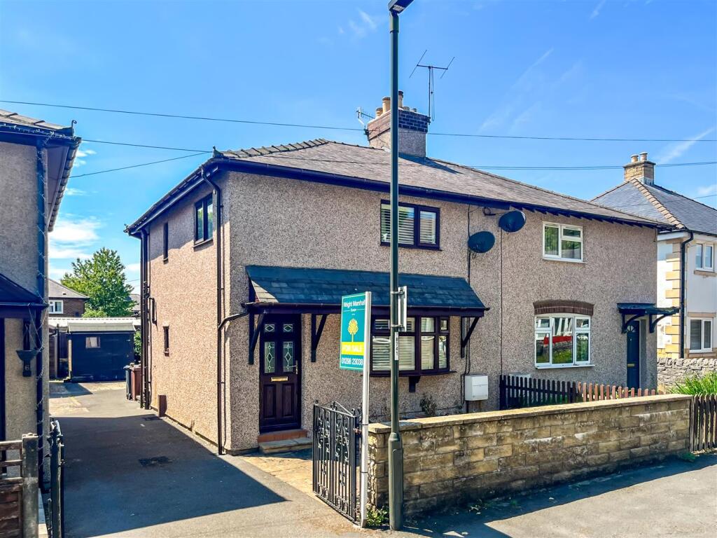 3 bedroom semi-detached house for sale in Cross Street, Buxton, SK17